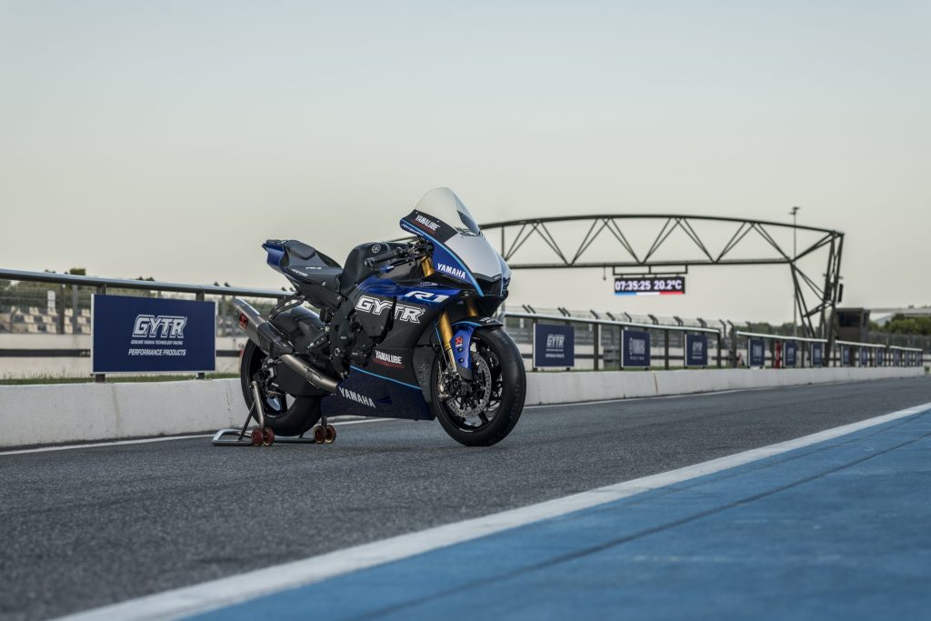 Kort getest: Yamaha R1 GYTR PRO - Motorrijder