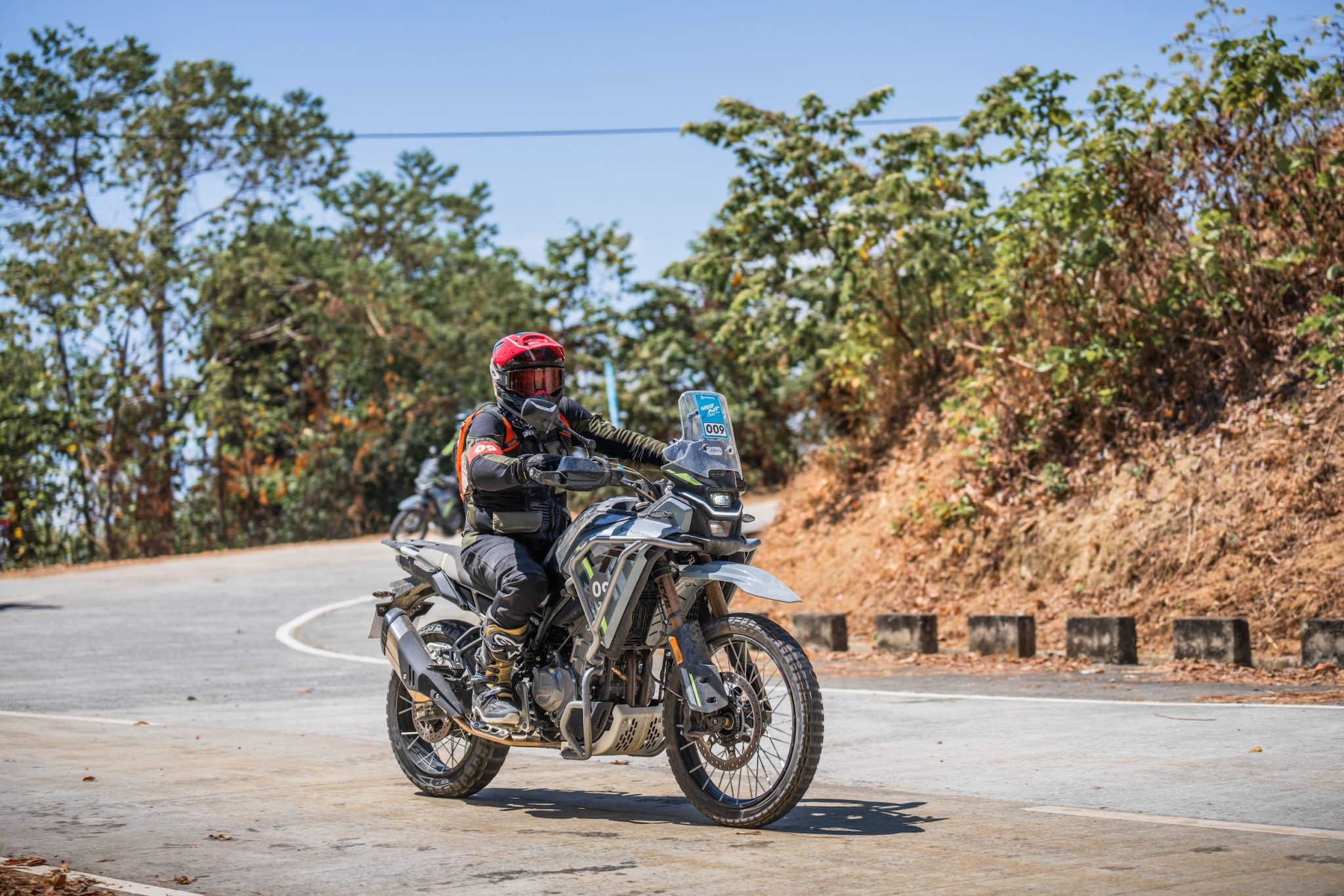 Kort getest: CFMOTO 450MT - Motorrijder